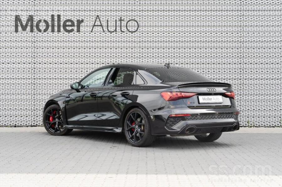 Black Audi RS3 2024 in Riga, with an engine capacity of 2.50 L and mileage of 102 thousand km for 46900 €, photo 4 on AUTOMOTO.COM.LV