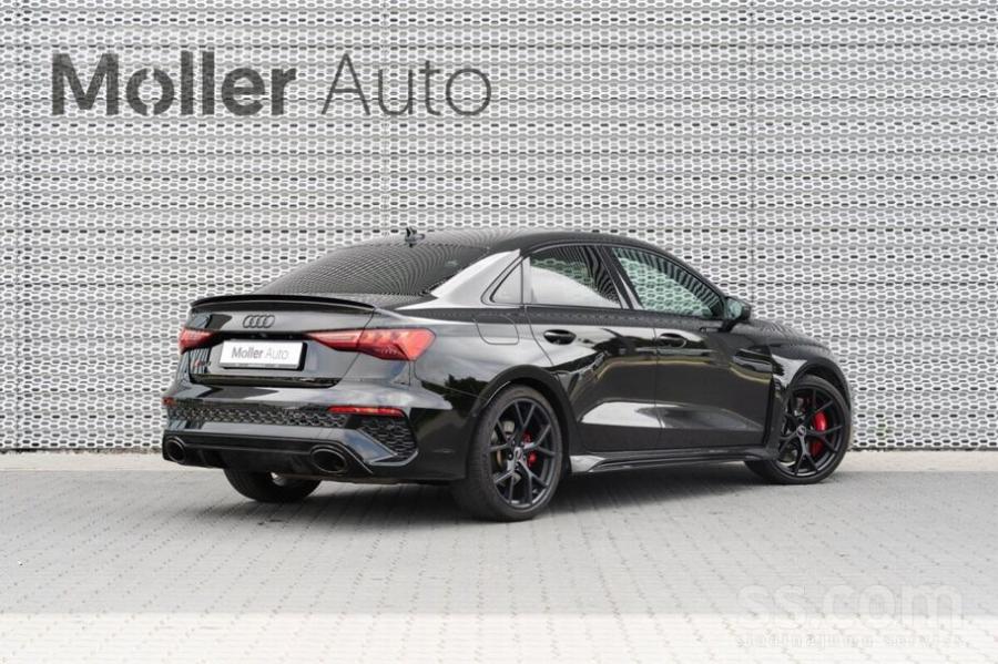 Black Audi RS3 2024 in Riga, with an engine capacity of 2.50 L and mileage of 102 thousand km for 46900 €, photo 5 on AUTOMOTO.COM.LV