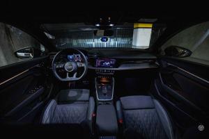 Черный Ауди РС3 2024 в Каунас, объемом двигателя 2.48 л и пробегом 44 тыс. км за 59500 €, фото 30 на AUTOMOTO.COM.LV
