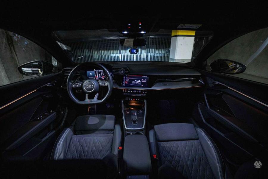 Черный Ауди РС3 2024 в Каунас, объемом двигателя 2.48 л и пробегом 44 тыс. км за 59500 €, фото 30 на AUTOMOTO.COM.LV