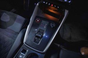 Черный Ауди РС3 2024 в Каунас, объемом двигателя 2.48 л и пробегом 44 тыс. км за 59500 €, фото 38 на AUTOMOTO.COM.LV