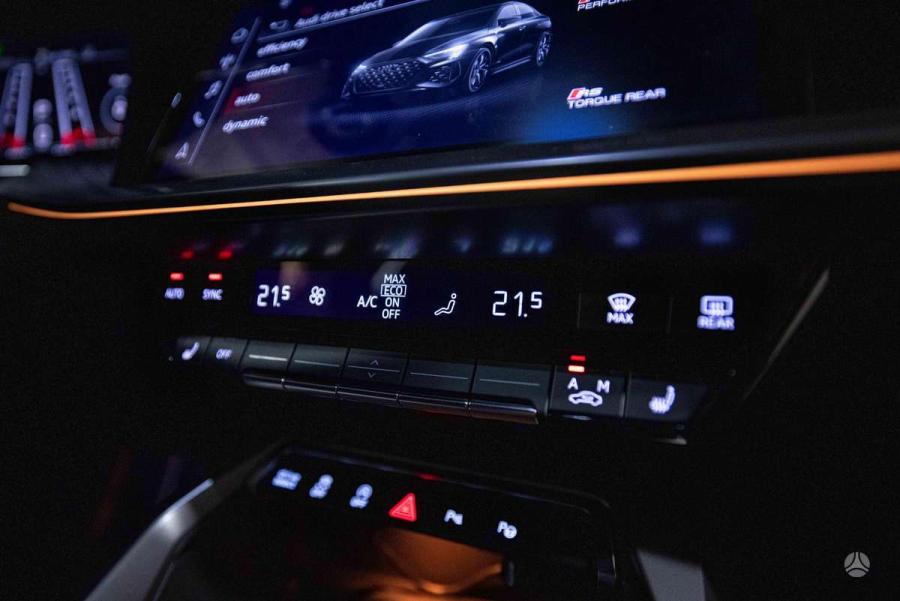 Черный Ауди РС3 2024 в Каунас, объемом двигателя 2.48 л и пробегом 44 тыс. км за 59500 €, фото 39 на AUTOMOTO.COM.LV