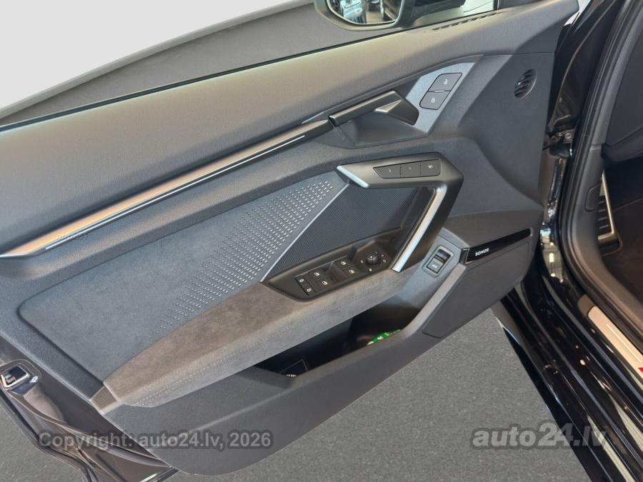Black Audi RS3 2025 in Tallinn, with an engine capacity of 2.50 L and mileage of 5 thousand km for 67000 €, photo 8 on AUTOMOTO.COM.LV