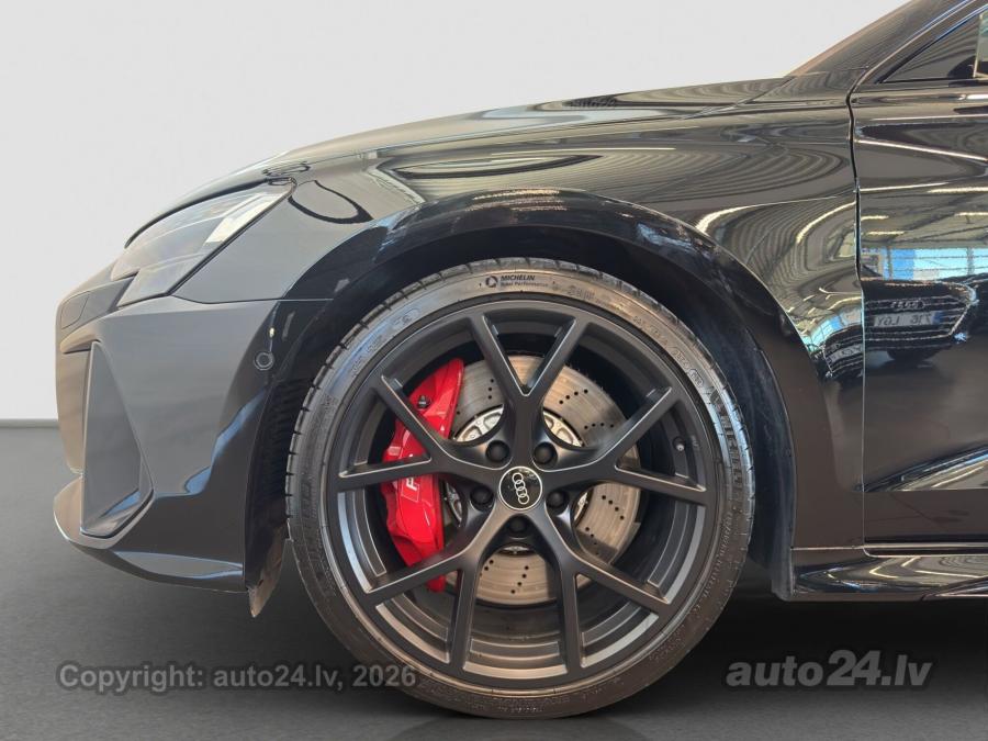 Black Audi RS3 2025 in Tallinn, with an engine capacity of 2.50 L and mileage of 5 thousand km for 67000 €, photo 11 on AUTOMOTO.COM.LV