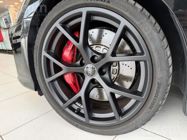 Audi RS3 2025 Rīga vietnē Melns Audi RS3 2025 Rīga, ar dzinēja tilpumu 2.50 L un nobraukumu 28 tūkst. km par 59900 €, foto 11 vietnē AUTOMOTO.COM.LV