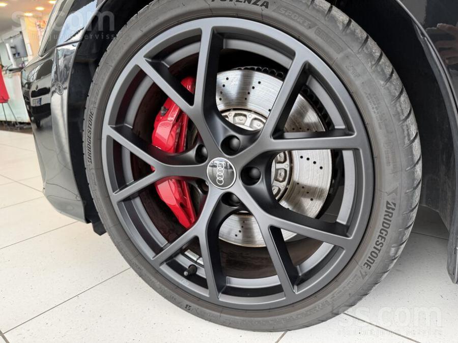 Melns Audi RS3 2025 Rīga, ar dzinēja tilpumu 2.50 L un nobraukumu 28 tūkst. km par 59900 €, foto 11 vietnē AUTOMOTO.COM.LV