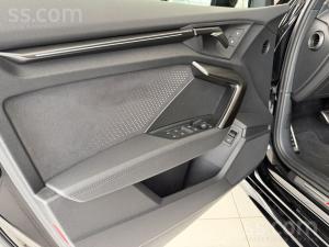 Melns Audi RS3 2025 Rīga, ar dzinēja tilpumu 2.50 L un nobraukumu 28 tūkst. km par 59900 €, foto 13 vietnē AUTOMOTO.COM.LV