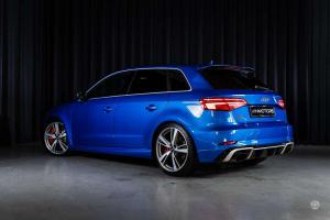 Zils Audi RS3 2017 Viļņa, ar dzinēja tilpumu 2.48 L un nobraukumu 135 tūkst. km par 36500 €, foto 7 vietnē AUTOMOTO.COM.LV