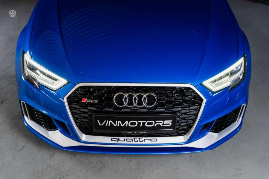 Zils Audi RS3 2017 Viļņa, ar dzinēja tilpumu 2.48 L un nobraukumu 135 tūkst. km par 36500 €, foto 10 vietnē AUTOMOTO.COM.LV