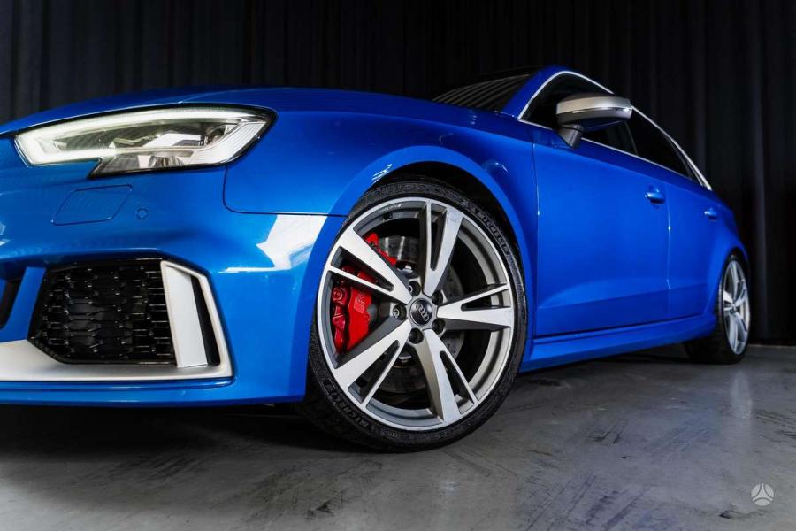 Zils Audi RS3 2017 Viļņa, ar dzinēja tilpumu 2.48 L un nobraukumu 135 tūkst. km par 36500 €, foto 11 vietnē AUTOMOTO.COM.LV