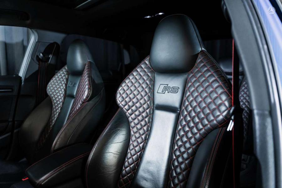 Zils Audi RS3 2017 Viļņa, ar dzinēja tilpumu 2.48 L un nobraukumu 135 tūkst. km par 36500 €, foto 19 vietnē AUTOMOTO.COM.LV