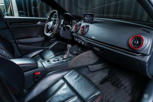 Zils Audi RS3 2017 Viļņa, ar dzinēja tilpumu 2.48 L un nobraukumu 135 tūkst. km par 36500 €, foto 33 vietnē AUTOMOTO.COM.LV