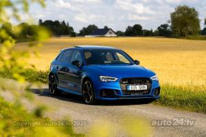 Zils Audi RS3 2019 Tallina, ar dzinēja tilpumu 2.50 L un nobraukumu 82 tūkst. km par 38900 €, foto  vietnē AUTOMOTO.COM.LV