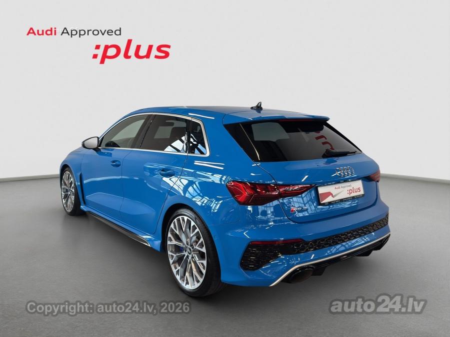 Zils Audi RS3 2022 Tallina, ar dzinēja tilpumu 2.50 L un nobraukumu 26 tūkst. km par 53900 €, foto 5 vietnē AUTOMOTO.COM.LV