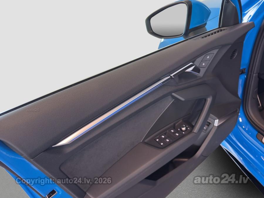 Zils Audi RS3 2022 Tallina, ar dzinēja tilpumu 2.50 L un nobraukumu 26 tūkst. km par 53900 €, foto 8 vietnē AUTOMOTO.COM.LV