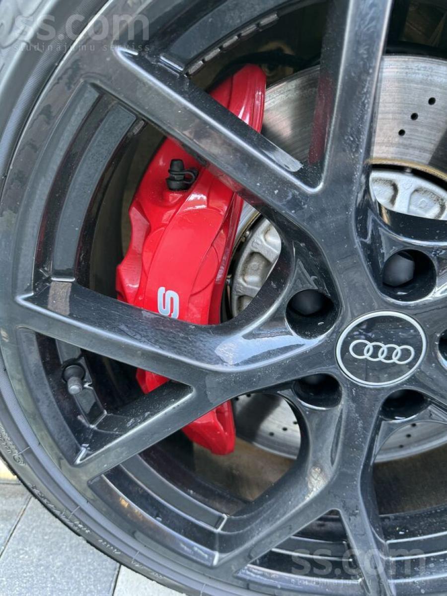 Green Audi RS3 2024 in Riga, with an engine capacity of 2.50 L and mileage of 53 thousand km for 51300 €, photo 25 on AUTOMOTO.COM.LV