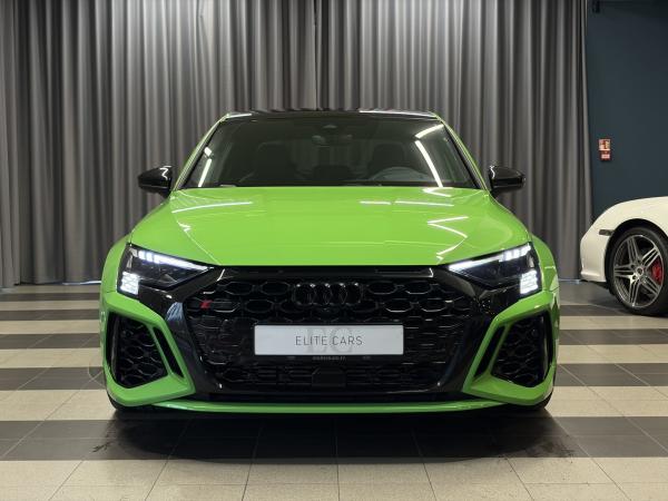 Zaļš Audi RS3 2024 Rīga, ar dzinēja tilpumu 2.50 L un nobraukumu 59 tūkst. km par 51300 €, foto  vietnē AUTOMOTO.COM.LV