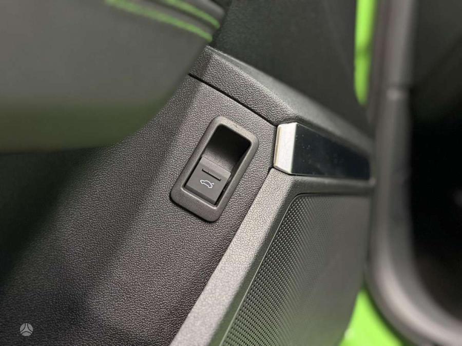 Green Audi RS3 2024 in Riga, with an engine capacity of 2.48 L and mileage of 59 thousand km for 51300 €, photo 10 on AUTOMOTO.COM.LV