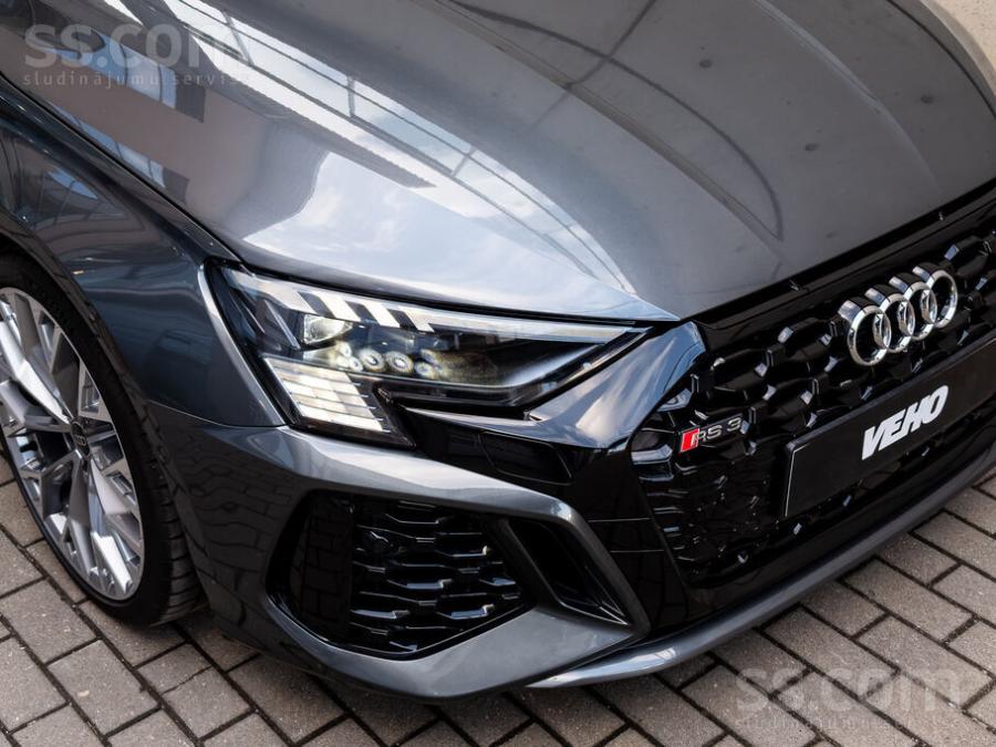 Grey Audi RS3 2024 in Riga, with an engine capacity of 2.50 L and mileage of 34 thousand km for 46900 €, photo 4 on AUTOMOTO.COM.LV