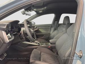 Pelēks Audi RS3 2025 Tallina, ar dzinēja tilpumu 2.50 L un nobraukumu 8 tūkst. km par 64900 €, foto 7 vietnē AUTOMOTO.COM.LV