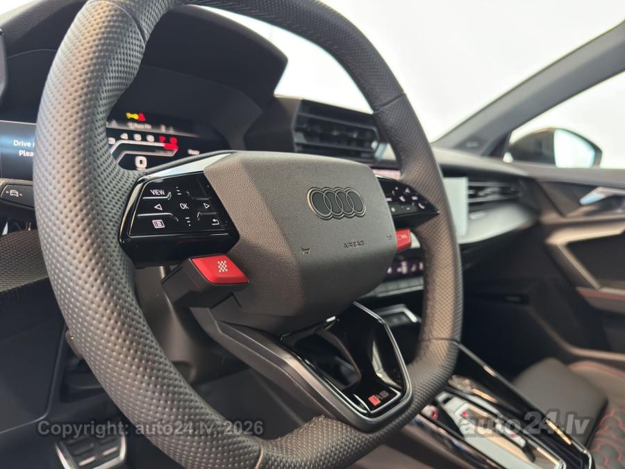 Grey Audi RS3 2025 in Tallinn, with an engine capacity of 2.50 L and mileage of 3 thousand km for 68900 €, photo 13 on AUTOMOTO.COM.LV