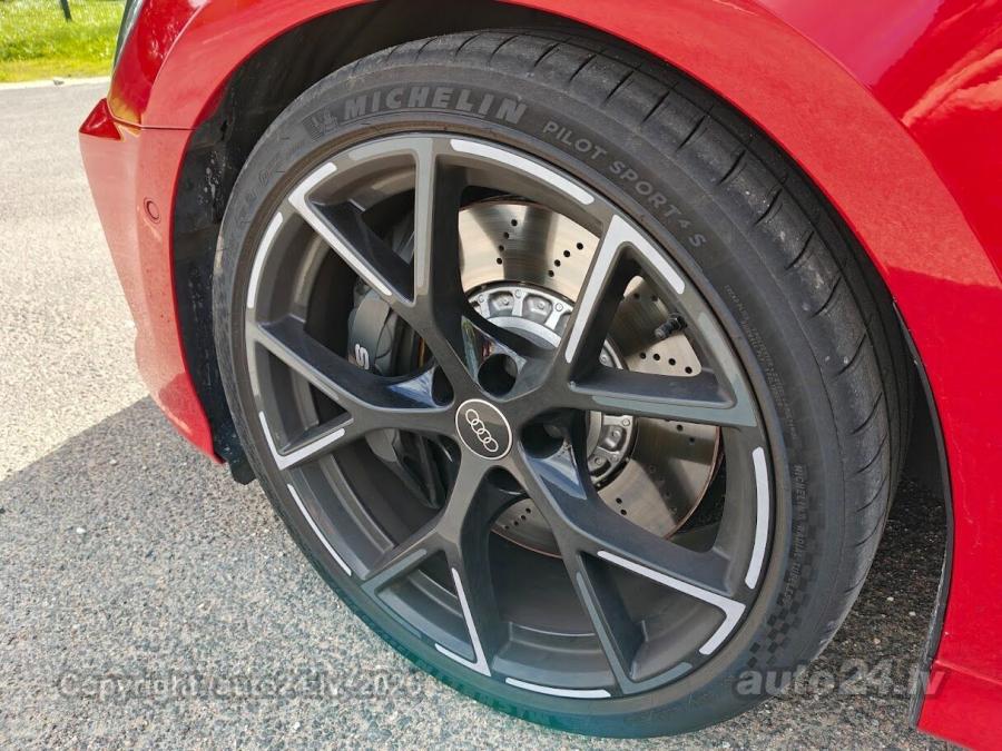 Красный Ауди РС3 2022 в Таллин, объемом двигателя 2.50 л и пробегом 119 тыс. км за 49500 €, фото 13 на AUTOMOTO.COM.LV