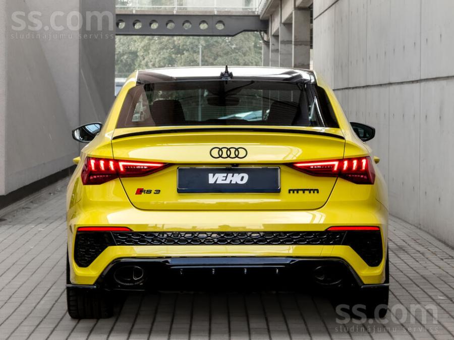Yellow Audi RS3 2022 in Riga, with an engine capacity of 2.50 L and mileage of 61 thousand km for 41900 €, photo 7 on AUTOMOTO.COM.LV