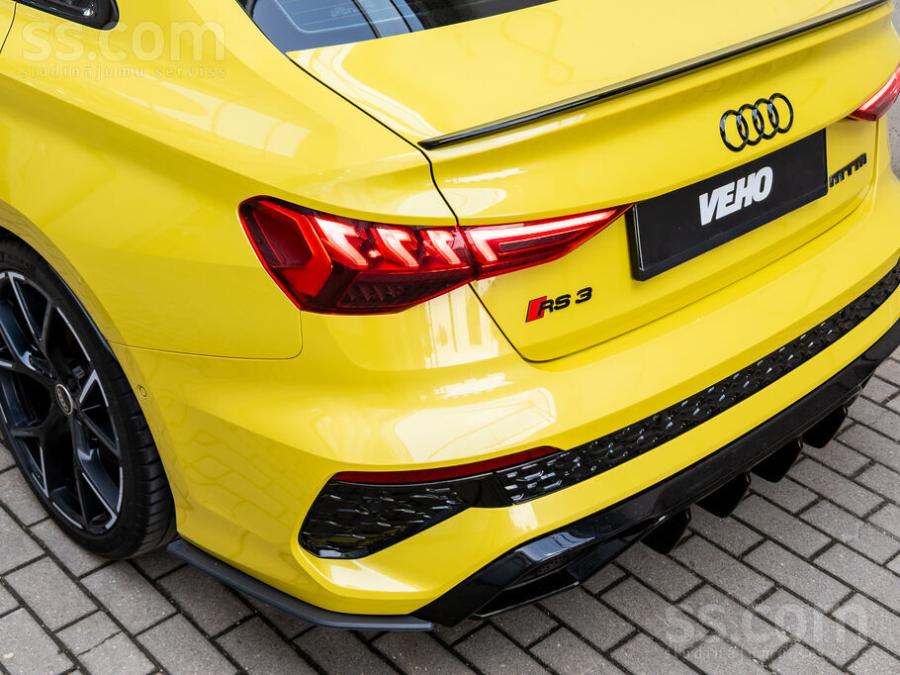 Yellow Audi RS3 2022 in Riga, with an engine capacity of 2.50 L and mileage of 61 thousand km for 41900 €, photo 10 on AUTOMOTO.COM.LV