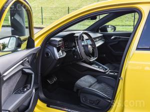 Yellow Audi RS3 2022 in Riga, with an engine capacity of 2.50 L and mileage of 61 thousand km for 41900 €, photo 13 on AUTOMOTO.COM.LV