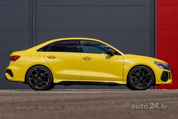 Yellow Audi RS3 2023 in Tallinn, with an engine capacity of 2.50 L and mileage of 80 thousand km for 55555 €, photo 3 on AUTOMOTO.COM.LV