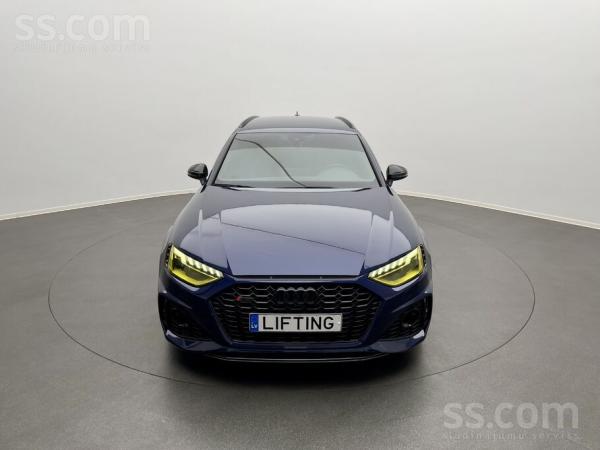 Zils Audi RS4 2020 Rīga, ar dzinēja tilpumu 2.90 L un nobraukumu 77 tūkst. km par 57100 €, foto 2 vietnē AUTOMOTO.COM.LV