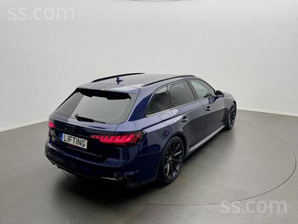 Zils Audi RS4 2020 Rīga, ar dzinēja tilpumu 2.90 L un nobraukumu 77 tūkst. km par 57100 €, foto 4 vietnē AUTOMOTO.COM.LV