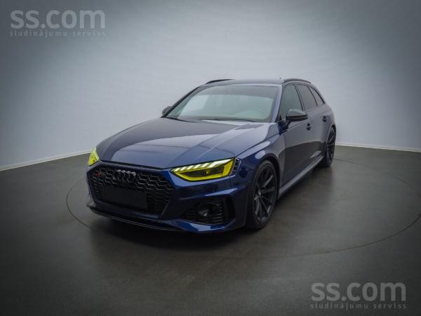 Zils Audi RS4 2020 Rīga, ar dzinēja tilpumu 2.90 L un nobraukumu 77 tūkst. km par 47444 €, foto  vietnē AUTOMOTO.COM.LV
