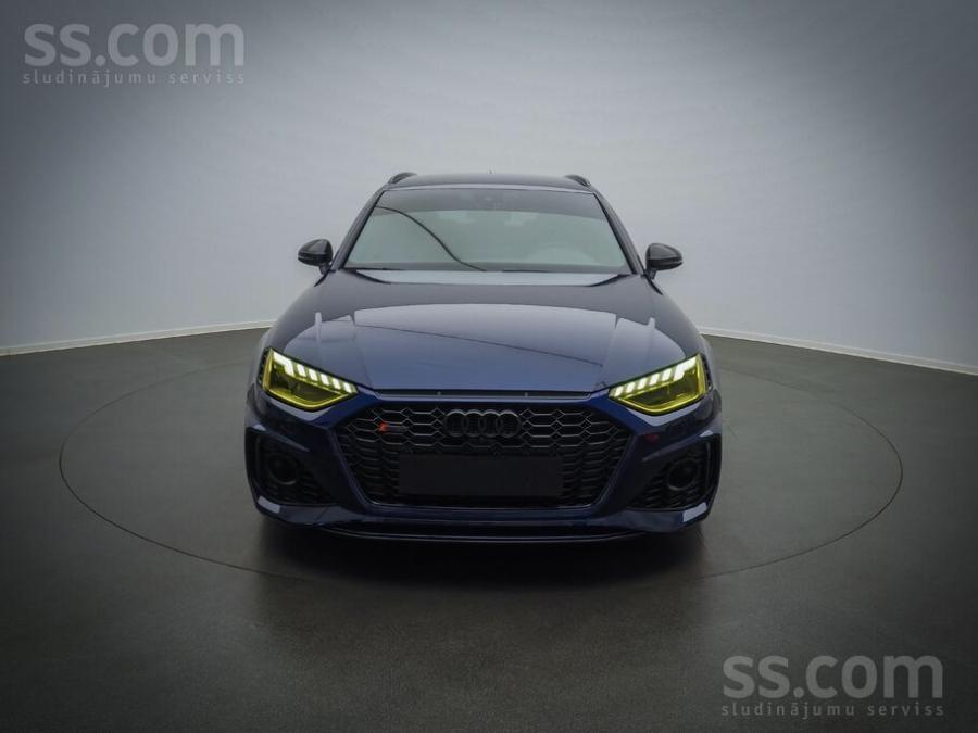 Zils Audi RS4 2020 Rīga, ar dzinēja tilpumu 2.90 L un nobraukumu 77 tūkst. km par 47444 €, foto 3 vietnē AUTOMOTO.COM.LV