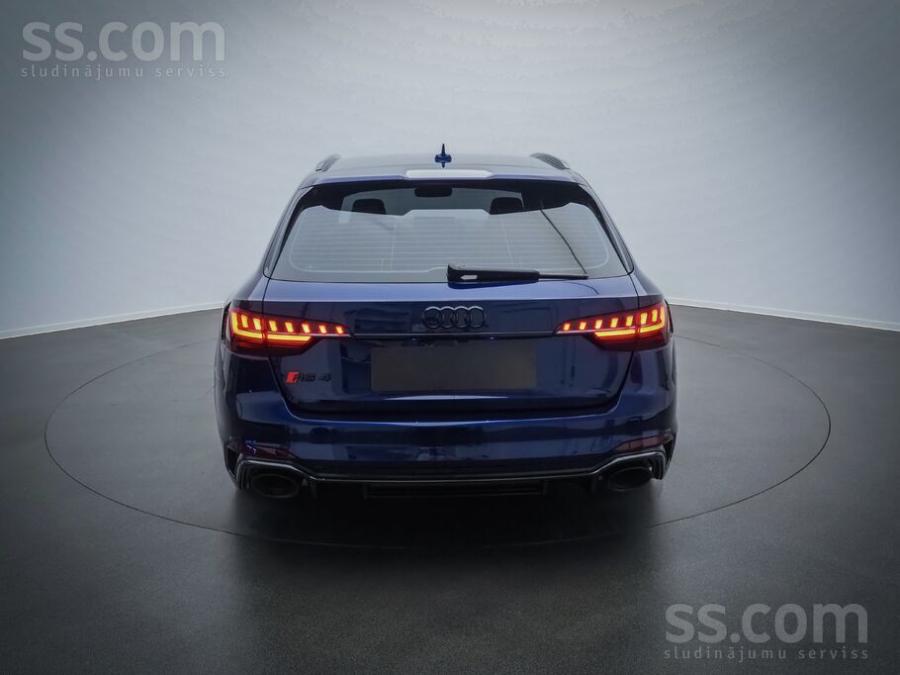 Zils Audi RS4 2020 Rīga, ar dzinēja tilpumu 2.90 L un nobraukumu 77 tūkst. km par 47444 €, foto 6 vietnē AUTOMOTO.COM.LV