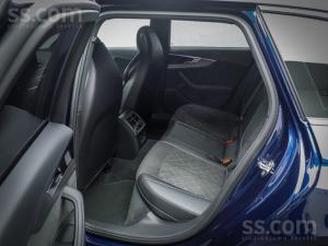 Zils Audi RS4 2020 Rīga, ar dzinēja tilpumu 2.90 L un nobraukumu 77 tūkst. km par 47444 €, foto 10 vietnē AUTOMOTO.COM.LV