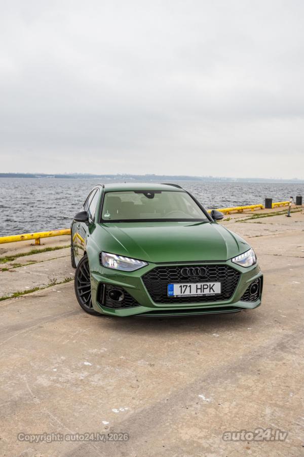 Zaļš Audi RS4 2021 Tallina, ar dzinēja tilpumu 2.90 L un nobraukumu 68 tūkst. km par 73000 €, foto 3 vietnē AUTOMOTO.COM.LV