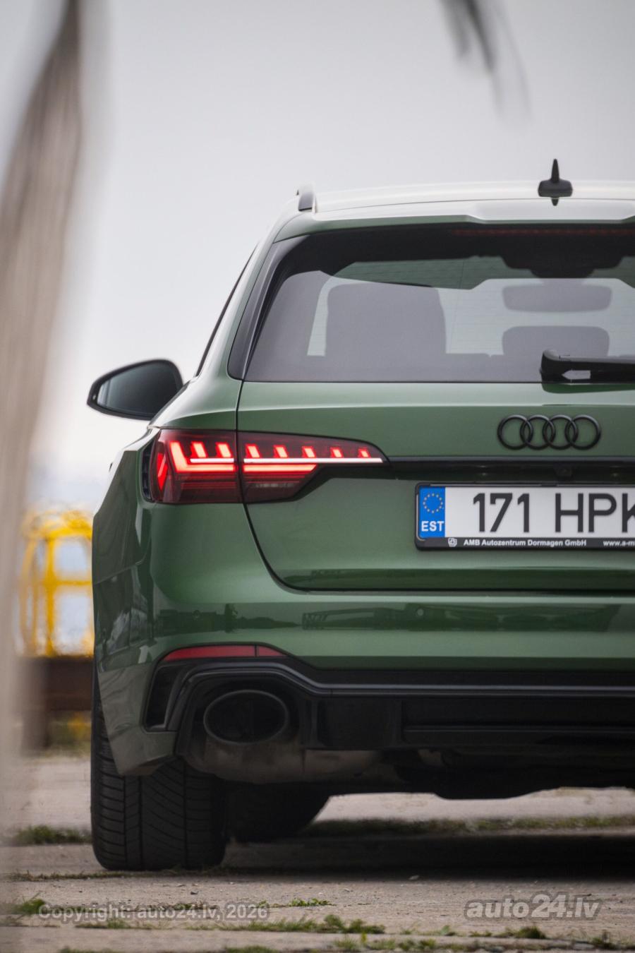 Zaļš Audi RS4 2021 Tallina, ar dzinēja tilpumu 2.90 L un nobraukumu 68 tūkst. km par 73000 €, foto 8 vietnē AUTOMOTO.COM.LV