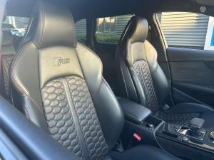 Grey Audi RS4 2018 in Jonava, with an engine capacity of 2.89 L and mileage of 193 thousand km for 26000 €, photo 11 on AUTOMOTO.COM.LV
