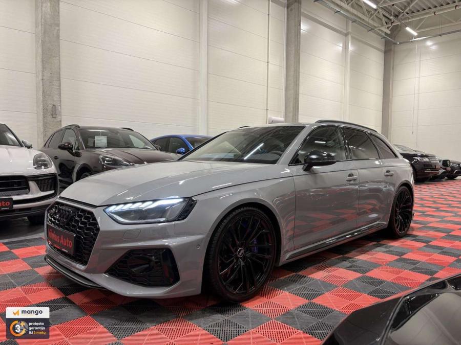Pelēks Audi RS4 2021 Viļņa, ar dzinēja tilpumu 2.89 L un nobraukumu 83 tūkst. km par 46990 €, foto 1 vietnē AUTOMOTO.COM.LV