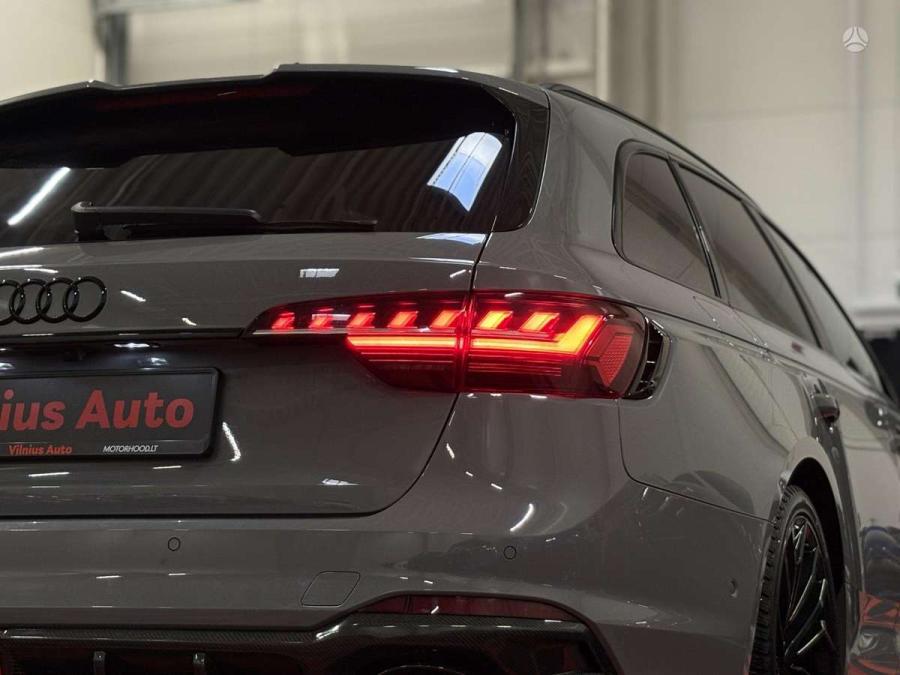 Pelēks Audi RS4 2021 Viļņa, ar dzinēja tilpumu 2.89 L un nobraukumu 83 tūkst. km par 46990 €, foto 10 vietnē AUTOMOTO.COM.LV