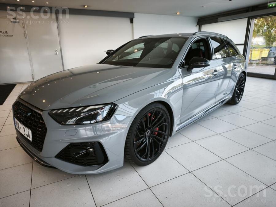 Grey Audi RS4 2024 in Riga, with an engine capacity of 2.90 L and mileage of 114 thousand km for 55000 €, photo 1 on AUTOMOTO.COM.LV