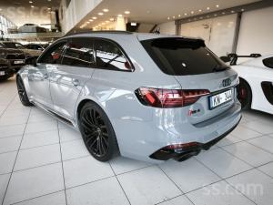 Grey Audi RS4 2024 in Riga, with an engine capacity of 2.90 L and mileage of 114 thousand km for 55000 €, photo 3 on AUTOMOTO.COM.LV