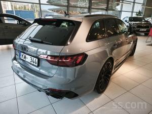 Grey Audi RS4 2024 in Riga, with an engine capacity of 2.90 L and mileage of 114 thousand km for 55000 €, photo 4 on AUTOMOTO.COM.LV