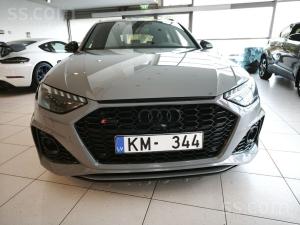 Grey Audi RS4 2024 in Riga, with an engine capacity of 2.90 L and mileage of 114 thousand km for 55000 €, photo 6 on AUTOMOTO.COM.LV