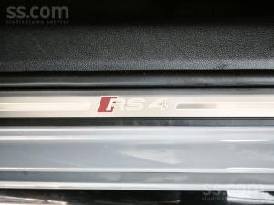 Grey Audi RS4 2024 in Riga, with an engine capacity of 2.90 L and mileage of 114 thousand km for 55000 €, photo 10 on AUTOMOTO.COM.LV