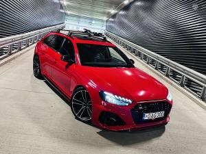 Sarkans Audi RS4 2020 Viļņa, ar dzinēja tilpumu 2.89 L un nobraukumu 88 tūkst. km par 56500 €, foto  vietnē AUTOMOTO.COM.LV