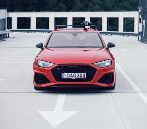 Sarkans Audi RS4 2020 Viļņa, ar dzinēja tilpumu 2.89 L un nobraukumu 88 tūkst. km par 56500 €, foto 7 vietnē AUTOMOTO.COM.LV