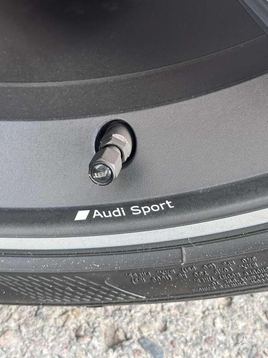 Sarkans Audi RS4 2020 Viļņa, ar dzinēja tilpumu 2.89 L un nobraukumu 88 tūkst. km par 56500 €, foto 9 vietnē AUTOMOTO.COM.LV