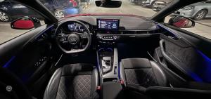 Sarkans Audi RS4 2020 Viļņa, ar dzinēja tilpumu 2.89 L un nobraukumu 88 tūkst. km par 56500 €, foto 14 vietnē AUTOMOTO.COM.LV